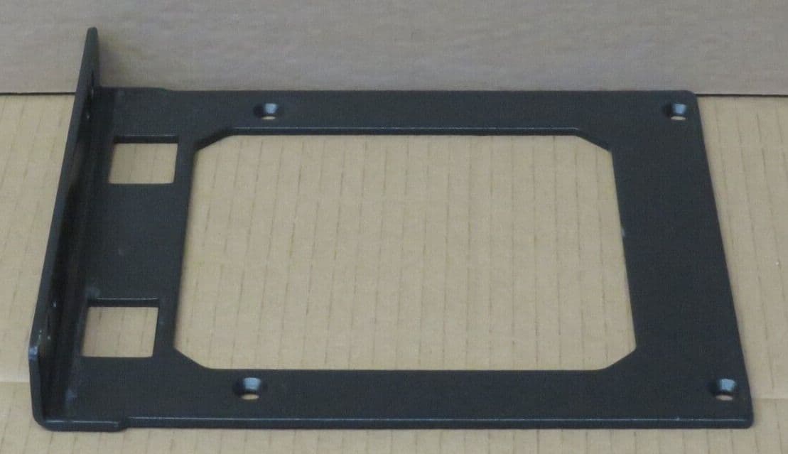 APC 2x Rack Mount Ear Brackets 4U for SRT8K SRT10K 870-23848A