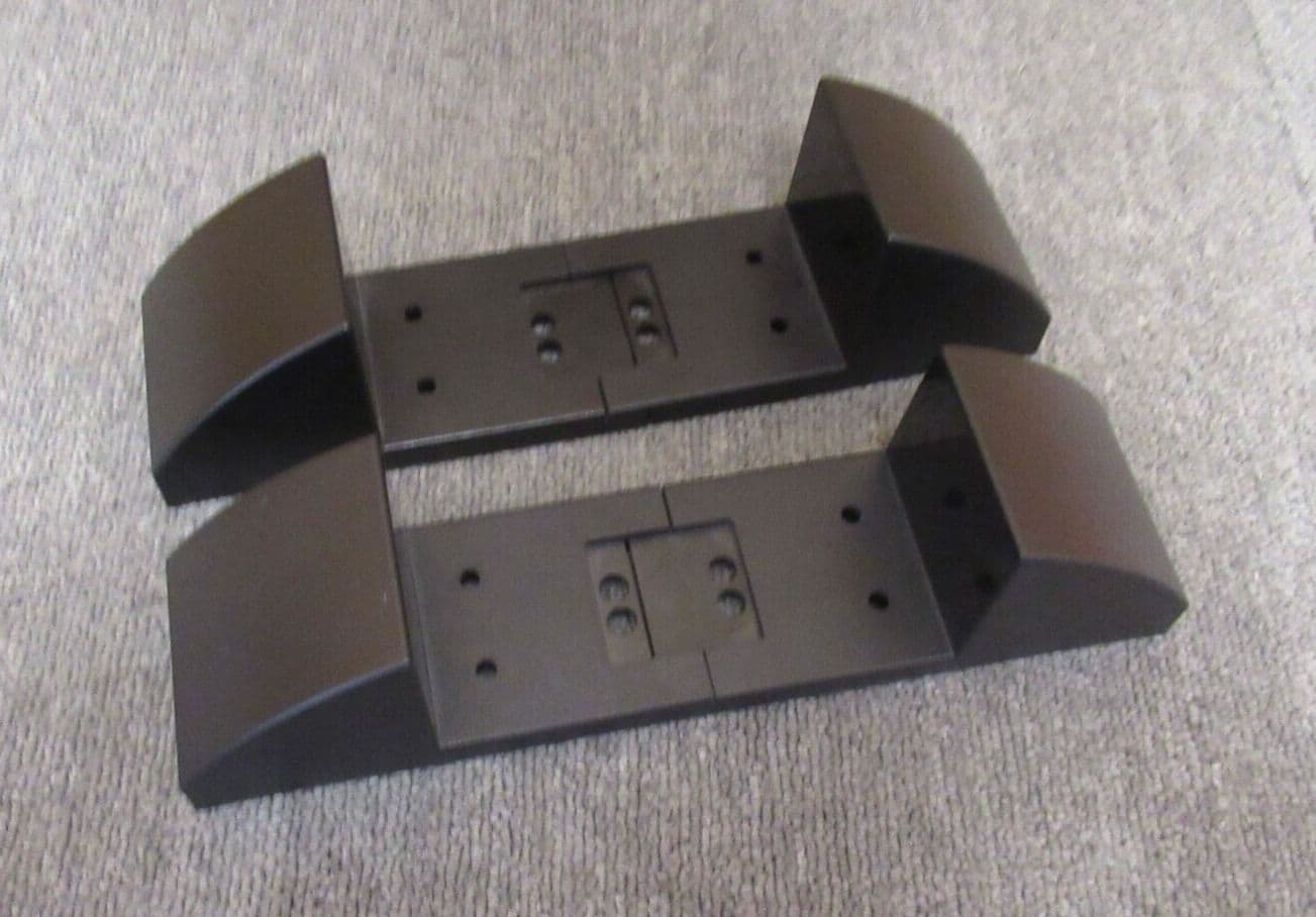 APC 870-2881 870-2424 Smart-Ups 3000 3U Pair Of Stabilizing Feet And ...