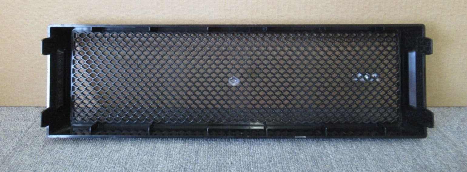 APC 876-0552A Front Bezel Faceplate For 3U External SRT Battery SRT192RMBP