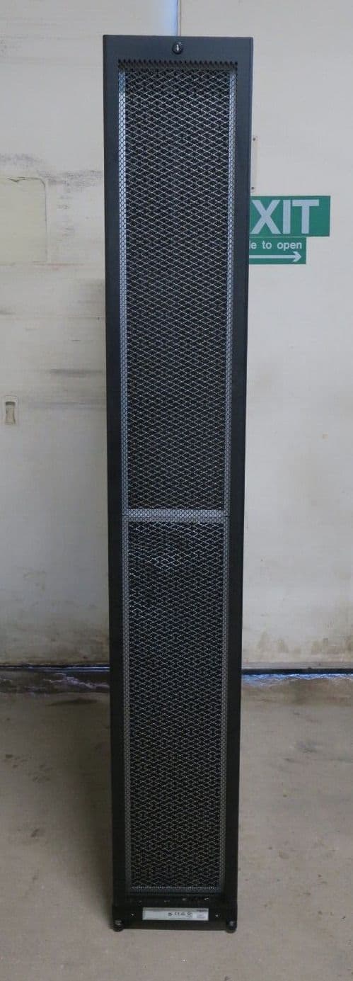 APC ACRC301S InRow RC 300mm Chilled Water Cooling Server Room Chiller ...