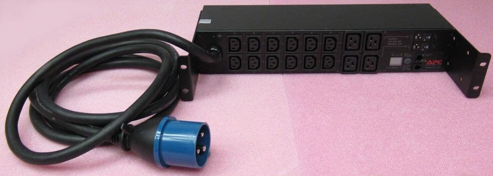 APC AP7822 Metered Rack PDU 2U 32A 230V 12x C13 & 4x C19 Power Distribution Unit 1