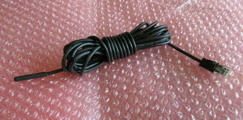 APC AP9335T Temperature & Humidity Data Center Server Cabinet Sensor
