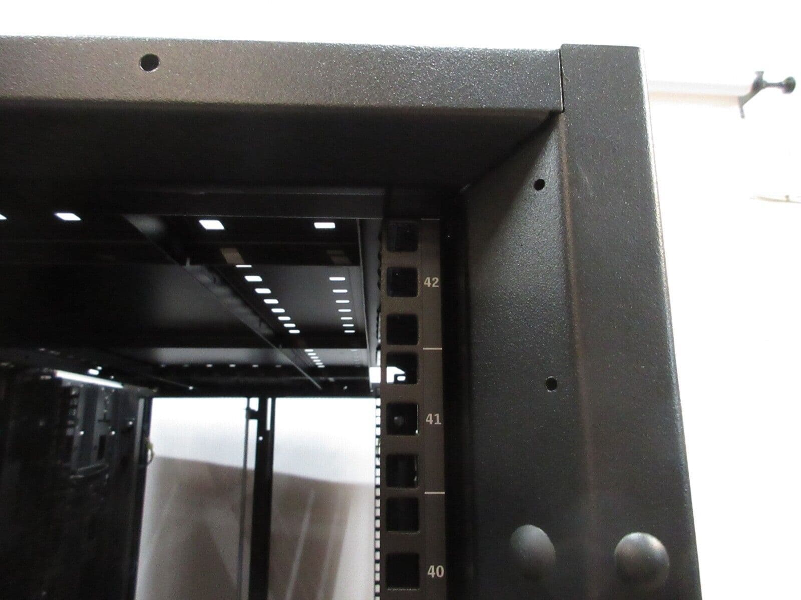 APC AR3300 NetShelter SX Server 19" 600mm x 1200mm Networking Rack ...