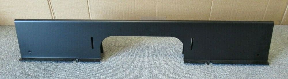 APC AR8173BLK NetShelter Data Cable Partition 750mm Wide Pass-Through