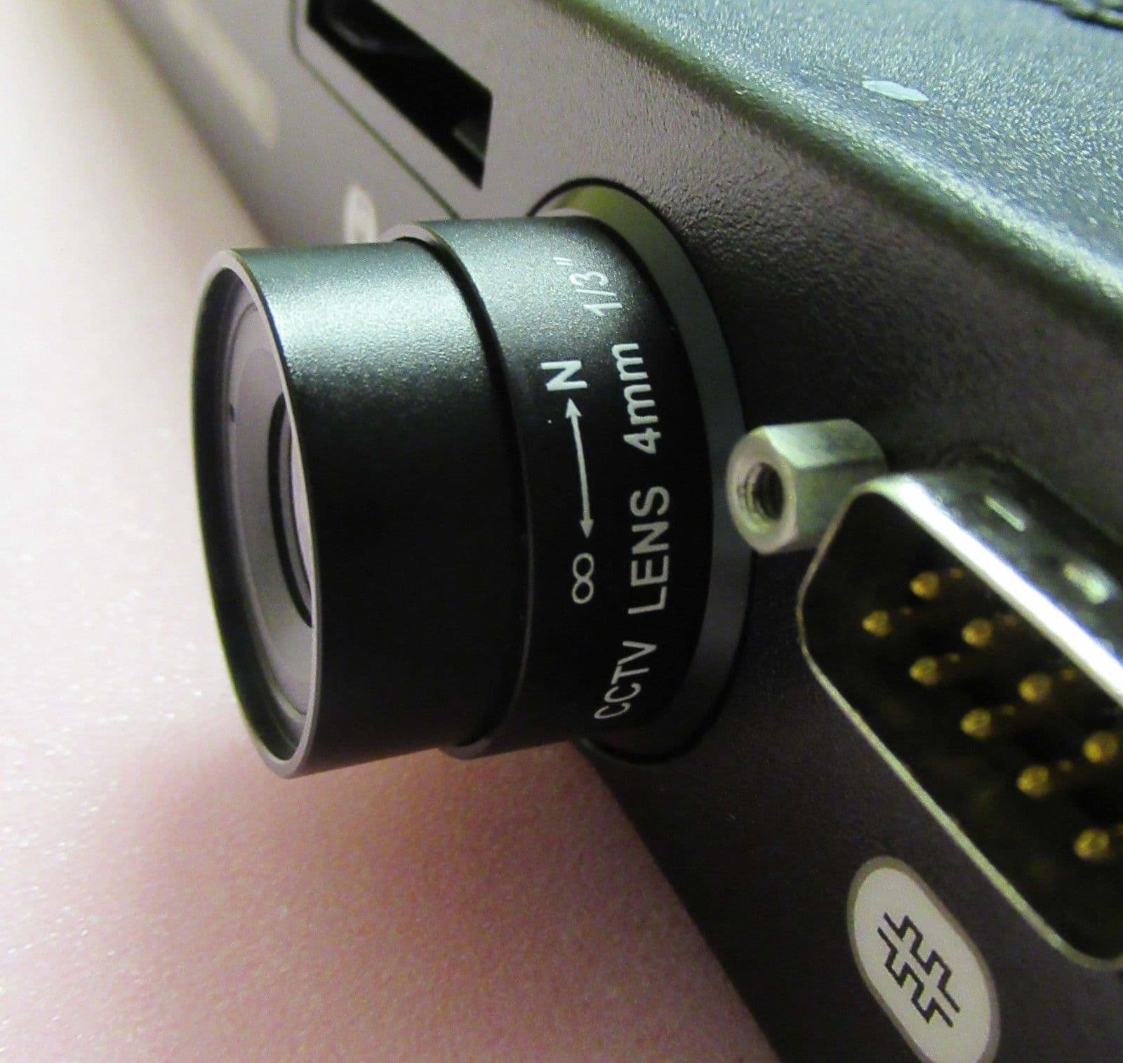 APC NETBOTZ 420 Rack Mount Appliance Monitoring With Camera Rack Ears ...