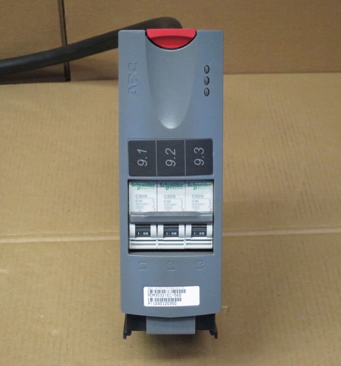 APC PDM3532IEC-560 Power Distribution Module 3 Phase 400v 3 Pole 5 Wire 32A 5 6m