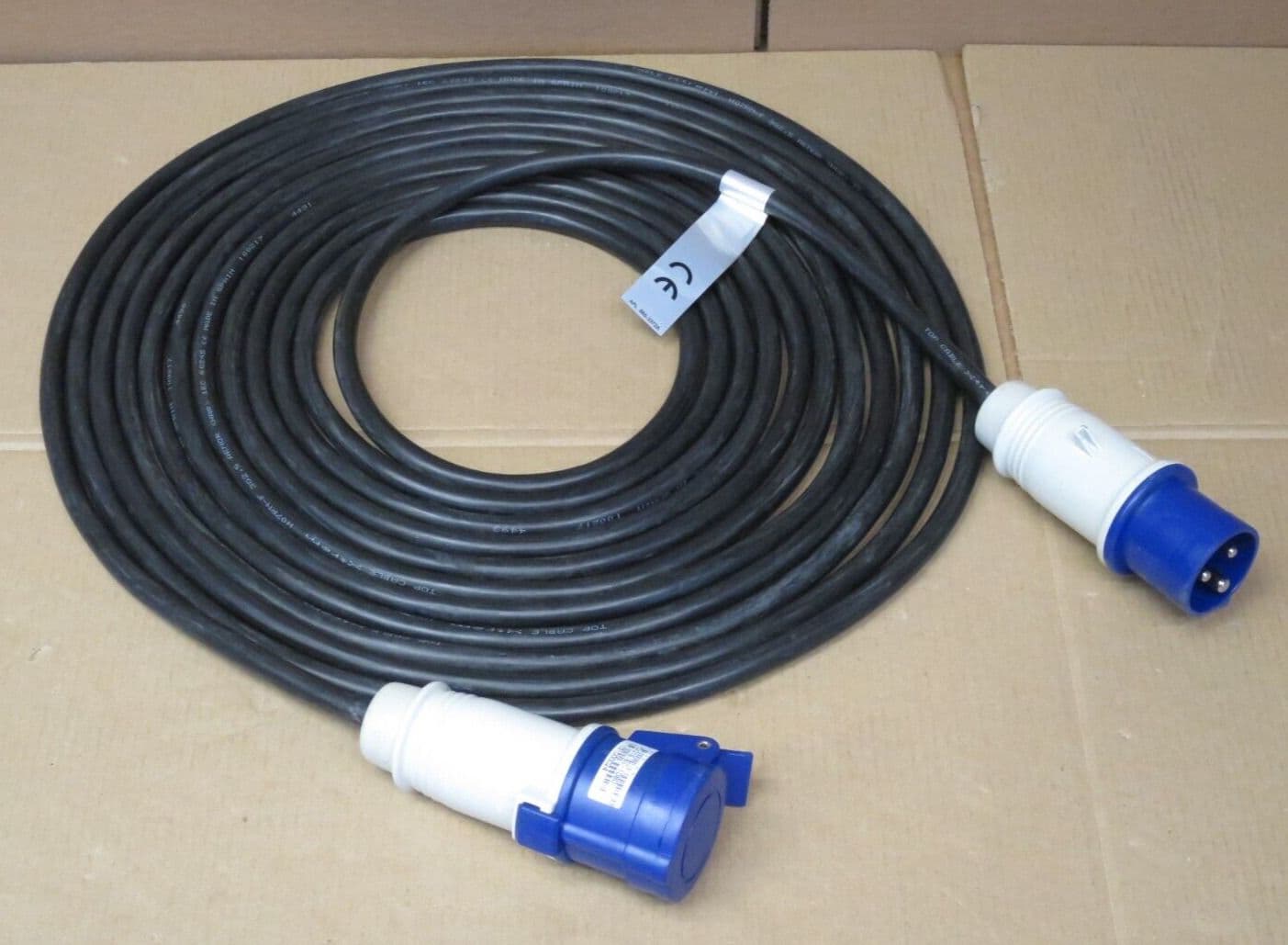 APC PDX316IEC-1080 Modular Power Distribution Extender Cable 3 Wire 16A ...