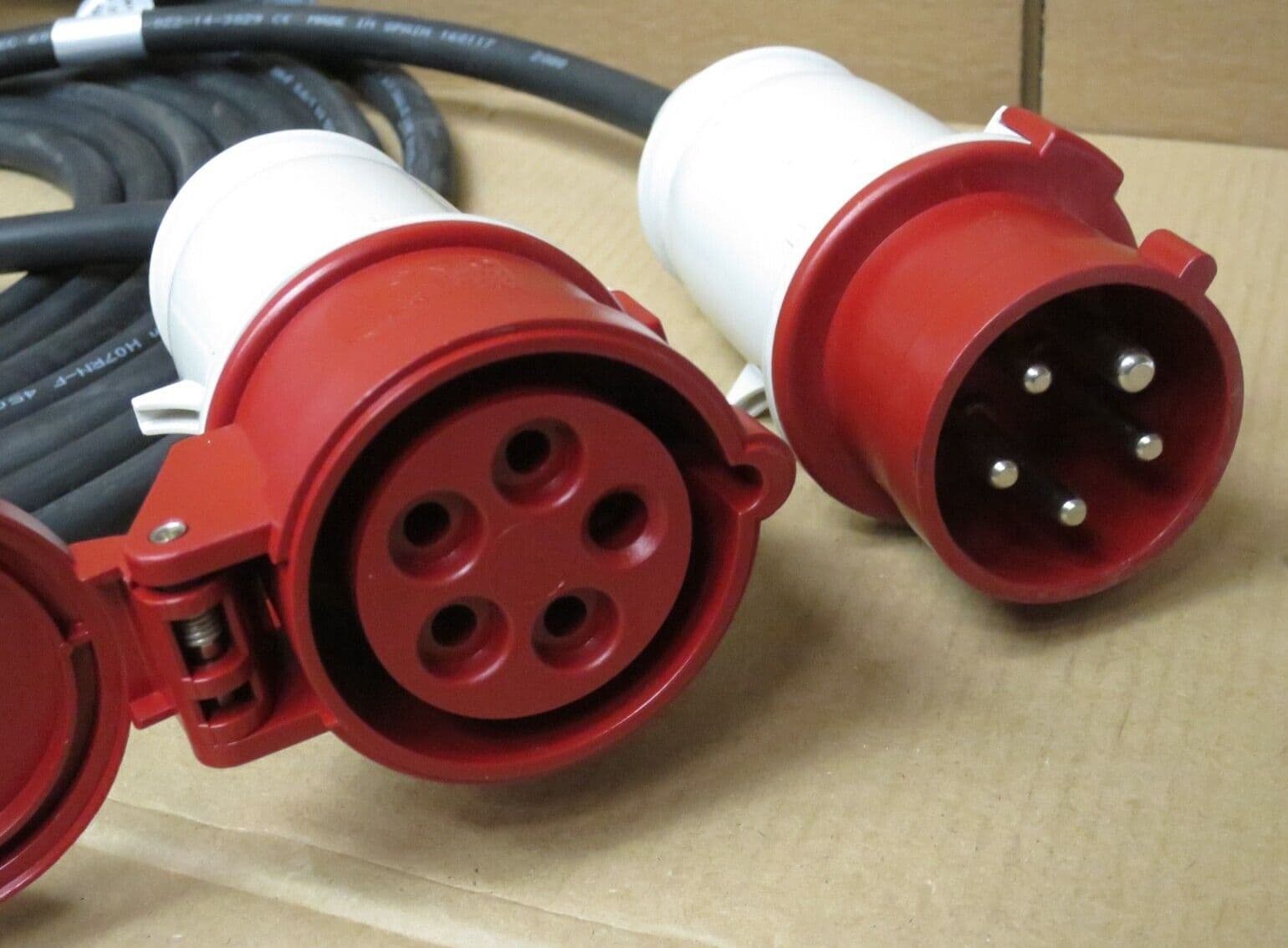 APC PDX516IEC-600 Modular Power Distribution Extender Cable 5 Wire 3PH ...