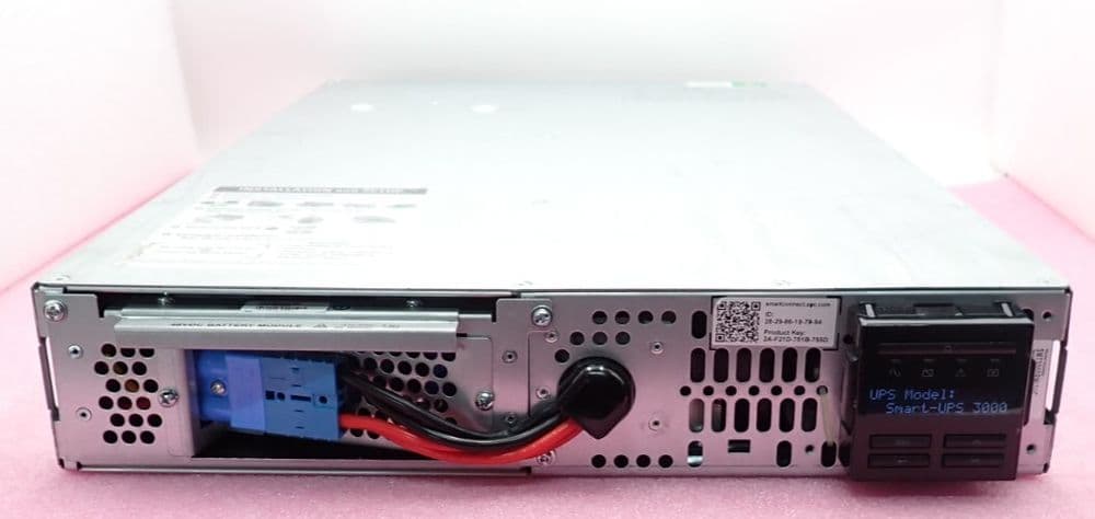APC Smart-UPS SMT3000RMI2UC 3KVA 2700W 8x C13 1x C19 230V 2U Rack UPS ...
