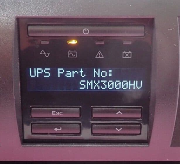 APC Smart-UPS X-Series SMX3000HV 3kVA UPS 8x C13 2x C19 SMX120BP ...