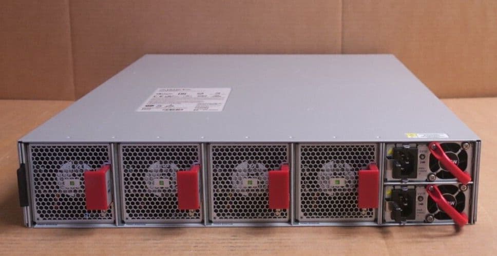 Arista DCS-7250QX-64-F 64x 40GbE Or 256x 10GbE QSFP Port 2U F2B Switch ...