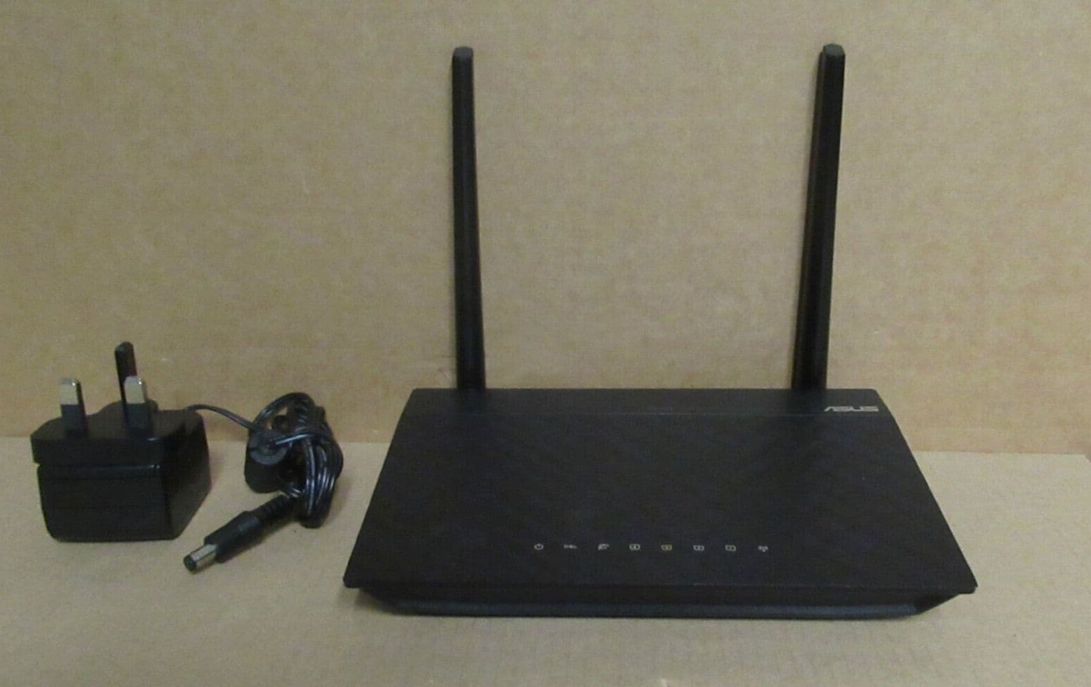 ASUS DSL-N16 300Mbps 2 4GHz Wi-Fi/ Ethernet ADSL/VDSL Wireless Modem Router