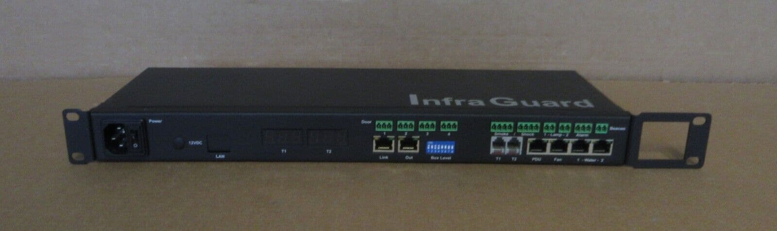 Austin Hughes InfraGuard EC-300 1U Rack Monitoring Control Box ...