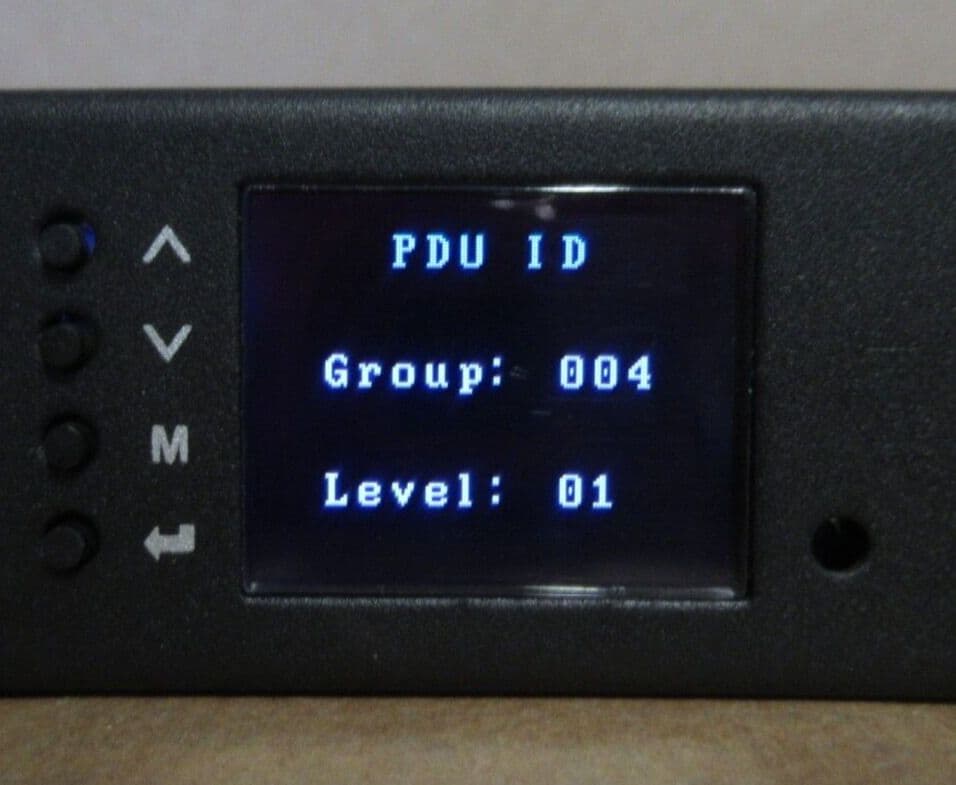 Austin Hughes InfraPower 16A PDU 1U 8x C13 To 1x UK Plug H8C13-16A-W/F C20/3B-1