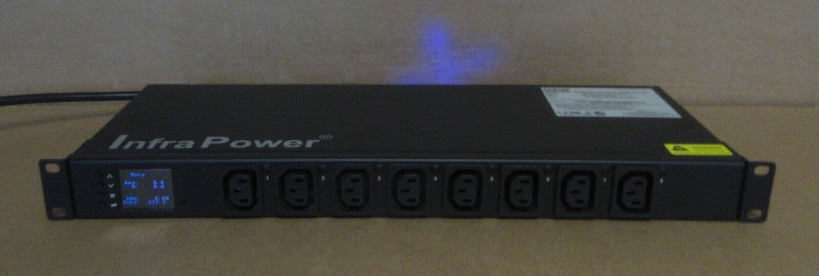 Austin Hughes InfraPower 16A Switched PDU 1U 8x C13 1xC20 H8C13-16A-W/F C20/3B-1