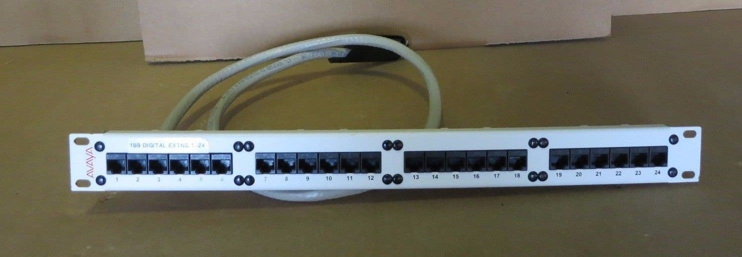 AVAYA 19" 24 PORT PATCH PANEL RJ45 Cat-5 700012909