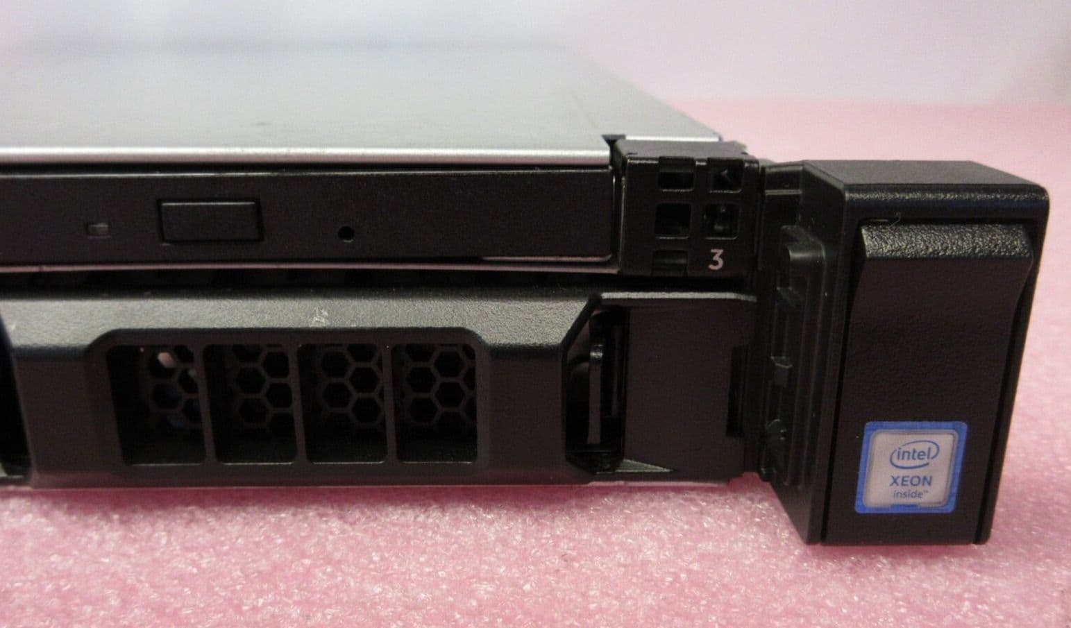 Avaya Dell PowerEdge R330 Xeon E3-1200v6 Family 4x DDR4 4-Bay 3 5" SAS ...