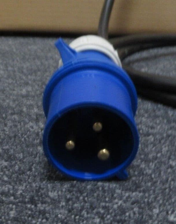 Avocent PM 3000 20xC13 32A Rack 0U PDU Power Distribution 230V PM3011V