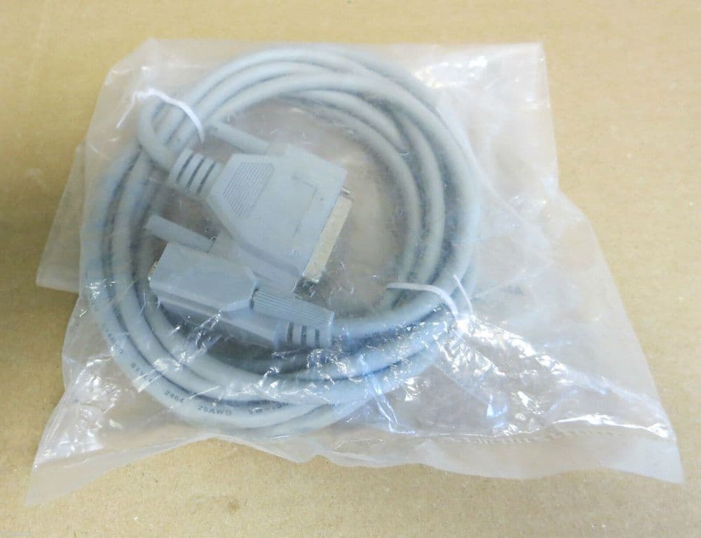 AWM New E148000 Style 2464 VGA Cable 25-Pin Male To 9-Pin Female