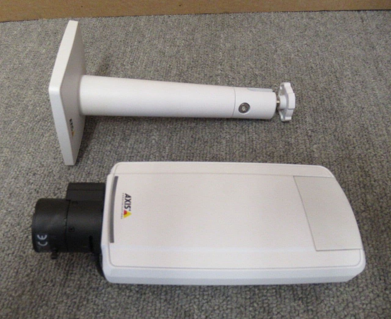 Axis P1343 0320-001-05 Fixed Network Security IP Camera And Stand 1003047r1