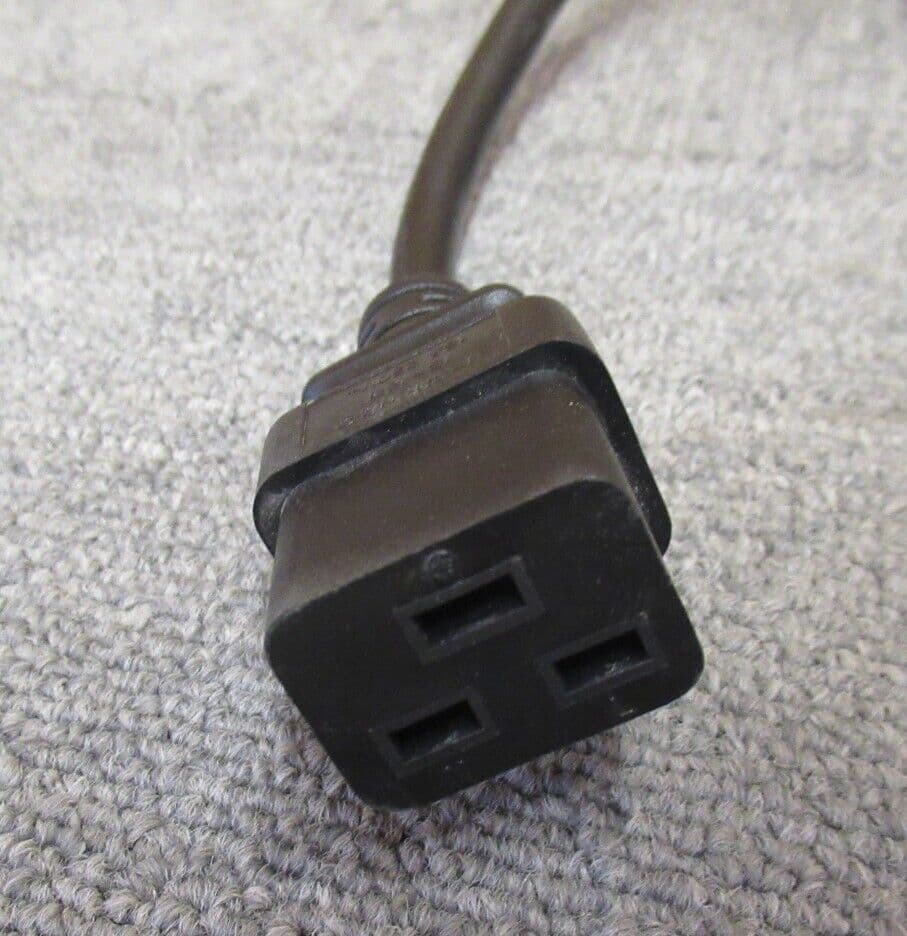 Bals Norm 16A-6H 250V IP44 3 Pin Industrial Plug To C19 Female Power ...