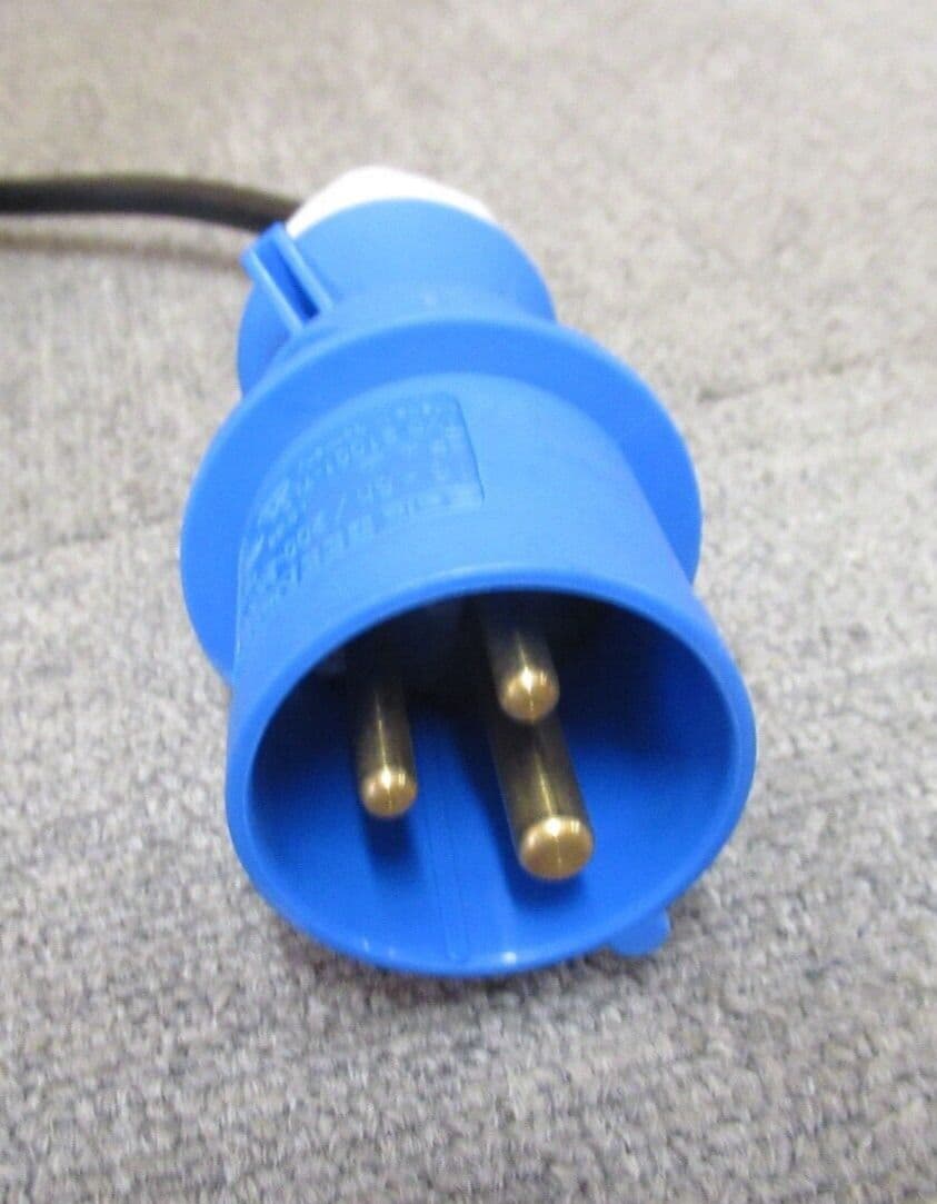 Bals Norm 16A-6H 250V IP44 3 Pin Industrial Plug To C19 Female Power ...