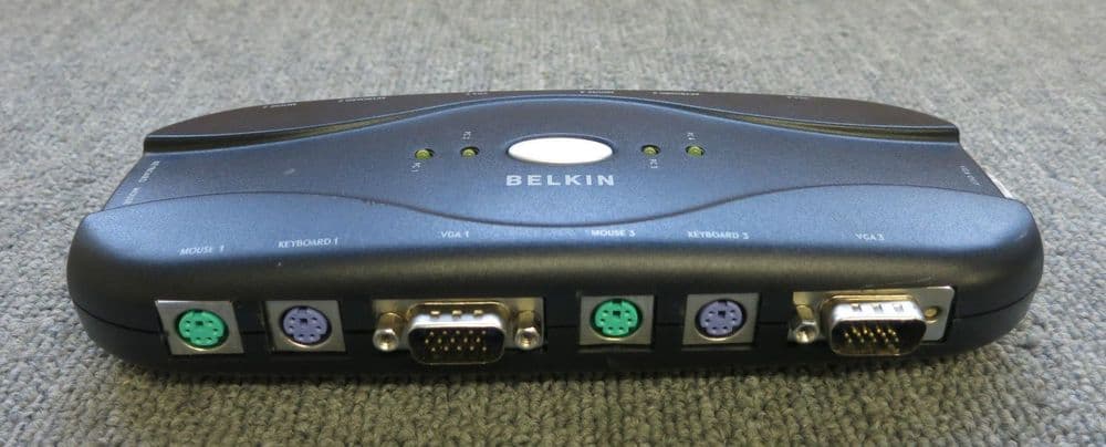 Belkin F1DJ104P 4 Port OmniView PS/2 KVM Switch Requires No Power Supply
