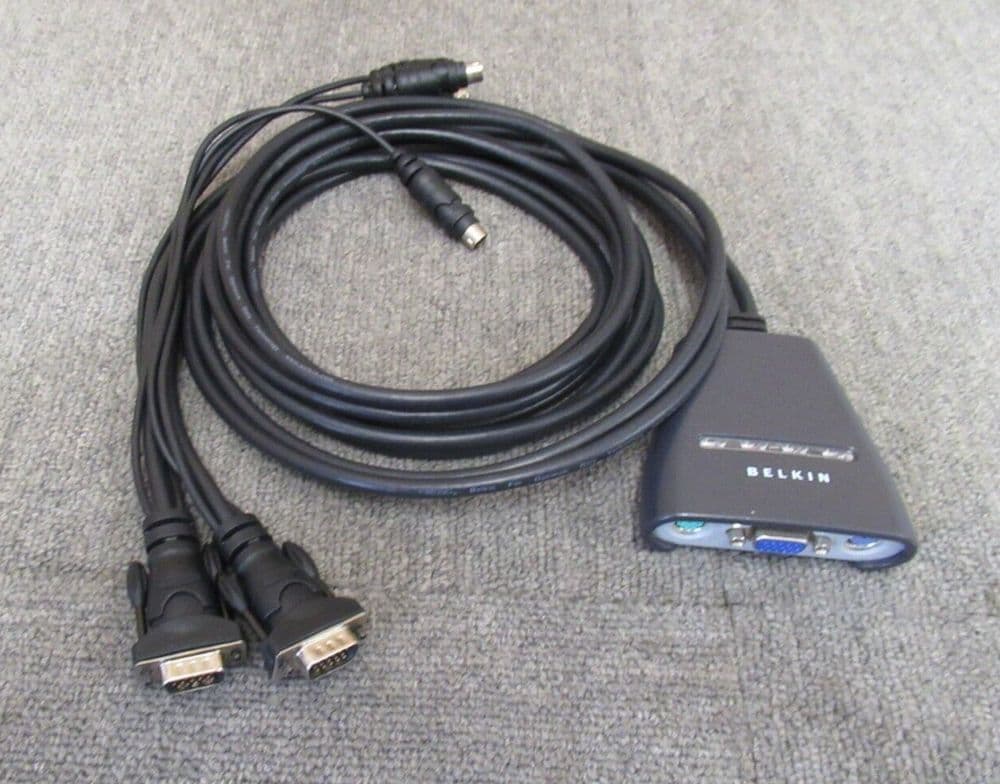 Belkin F1DK102P 2-Port KVM Switch with Built-In Cabling For PS/2 VGA ...