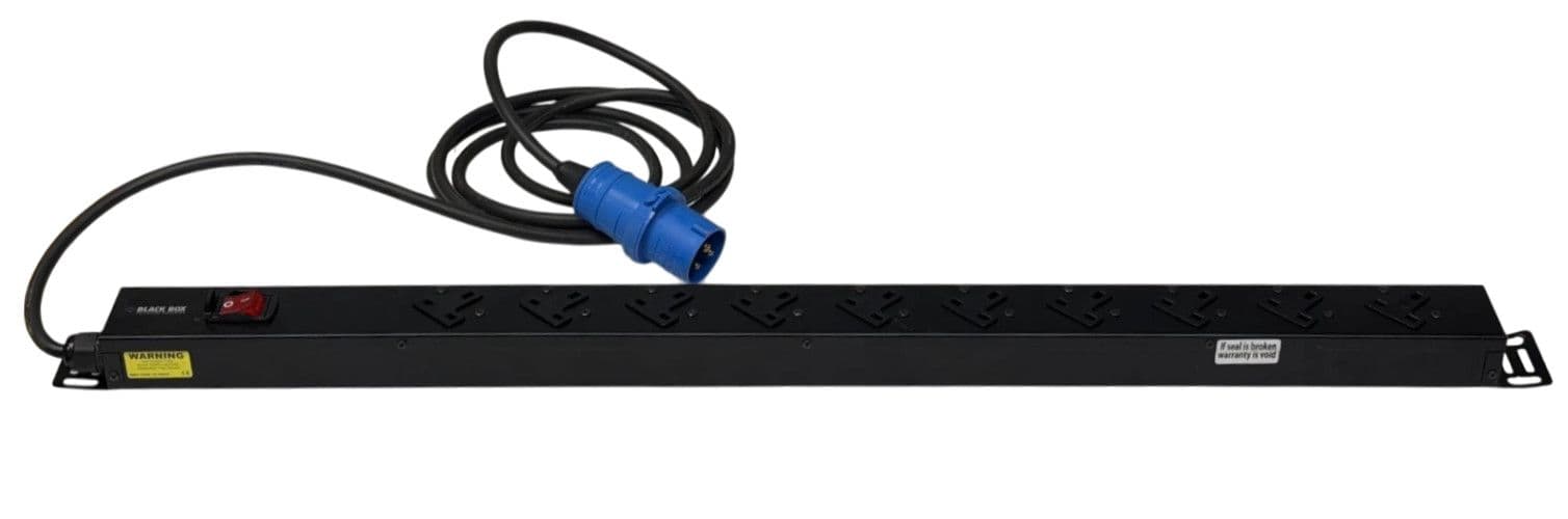 BlackBox Network Services 10 Way UK Vertical PDU With 16 Amp 3m Feed ...