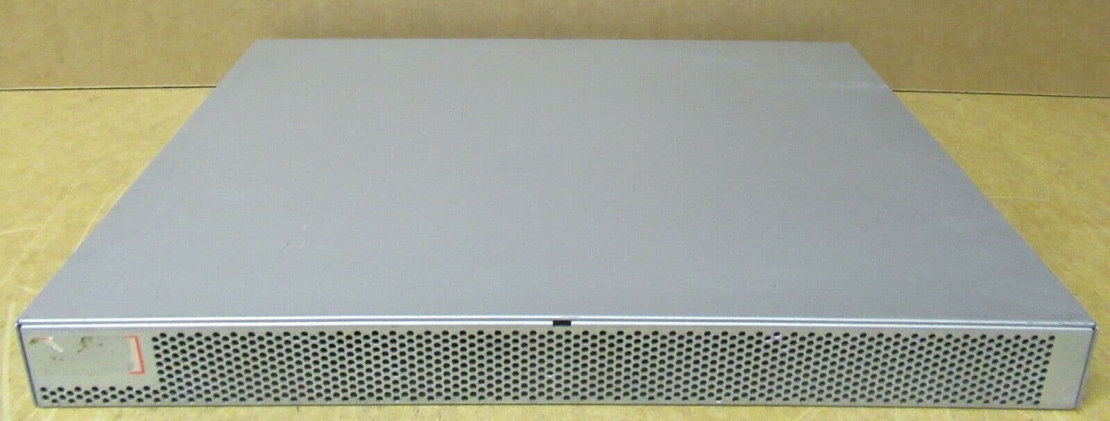 Brocade 300 24-Port 8Gb Fibre Channel SAN Switch 8 Ports Active BR-320-0008