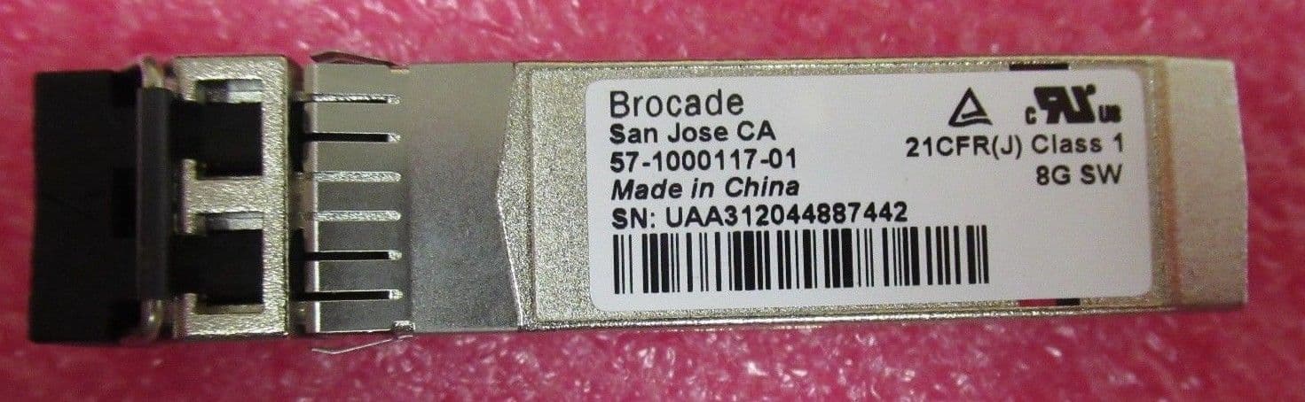 Brocade 300 24-Port 8Gb Fibre Channel SAN Switch 8 Ports Active SM-310-0000