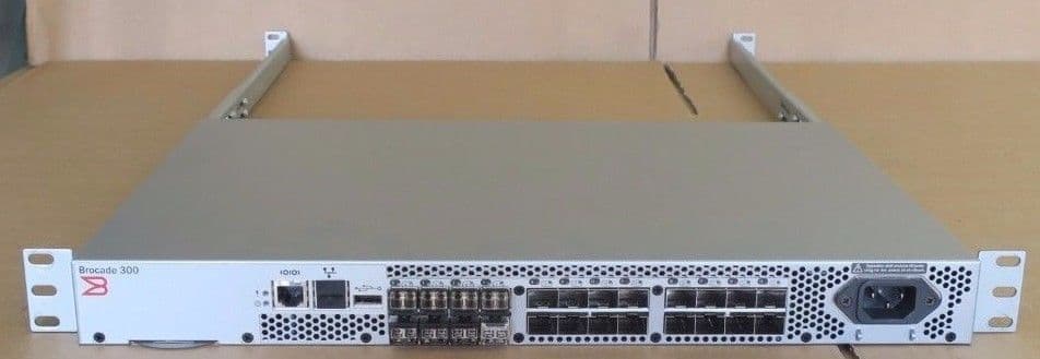 Brocade 300 310 SM-310-0000 24-Port 8 Port Active 8Gb Fibre Channel SAN ...
