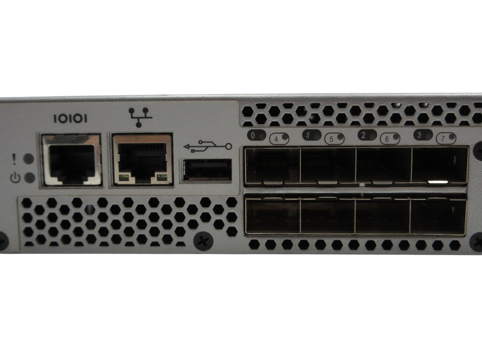 Brocade 300 HD-320-0008 320 24-Port 8Gb Fibre Channel SAN Switch 16 ...