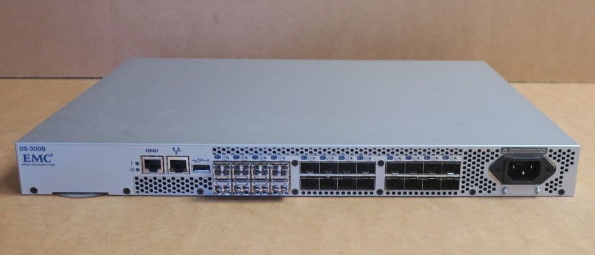 Brocade 320 DS-300B EM-320-0008 24-Port 8Gb/s Fibre Channel Switch 8 ...