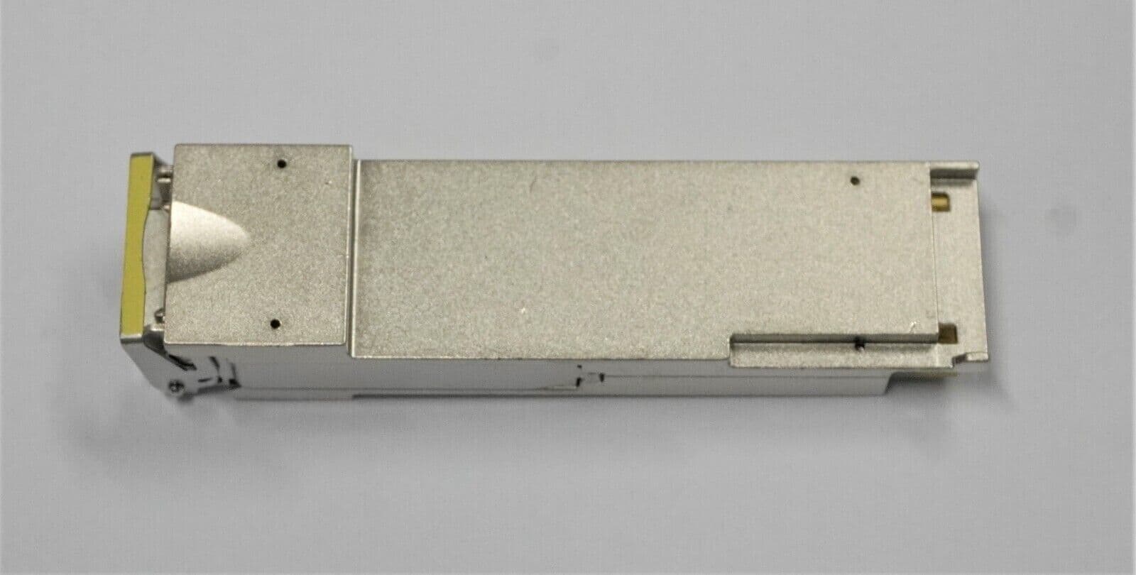 Brocade 4x 16G FC SW 100m 850nm QSFP Transceiver Module XBR-000232 57 ...