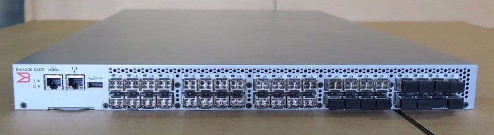 Brocade 5100 SM-5120-0000 40-Port 8Gb Fibre Channel SAN Switch 40-Port Active