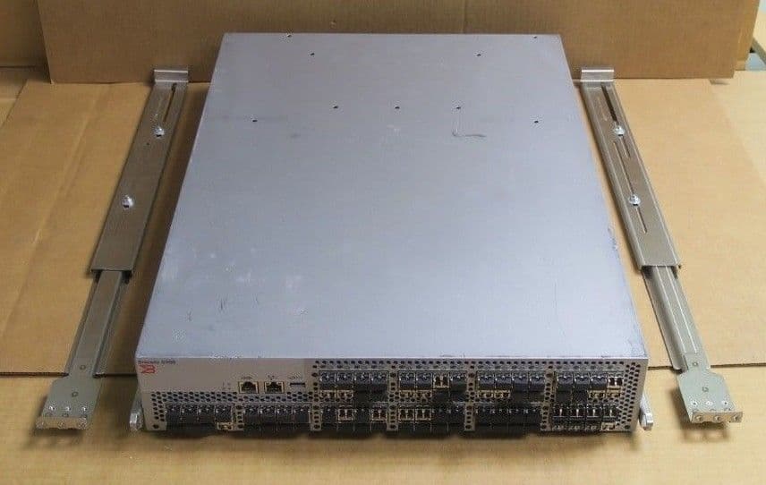 Brocade 5300 5340 80-Port Active 8Gb FC Switch HD-5340-1008 Licenses SFPs