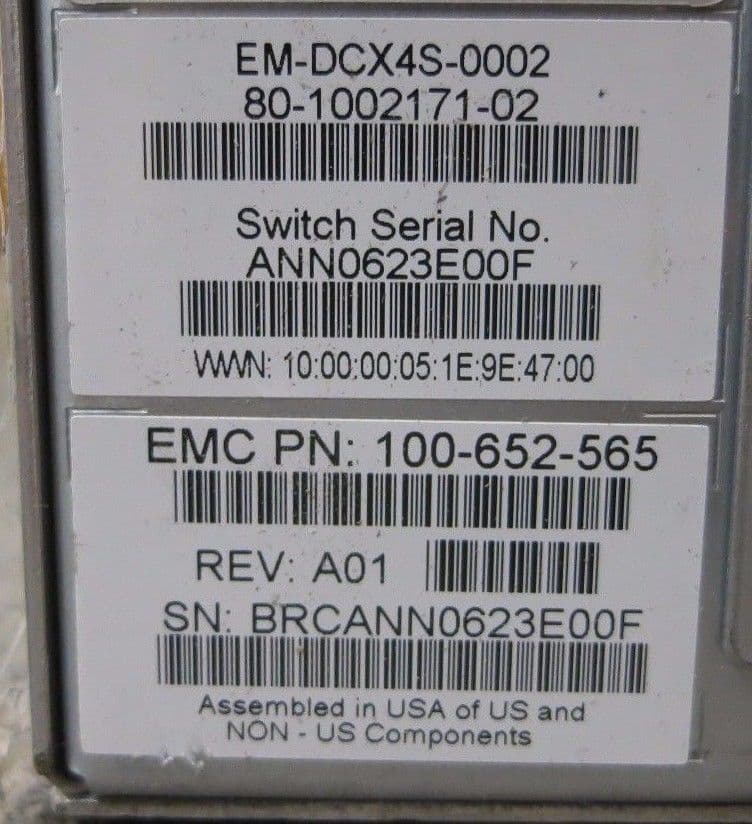 Brocade ED-DCX-4S Backbone SAN Switch 100-652-565 1x FC8-48 2x CP8 2x CR4S8