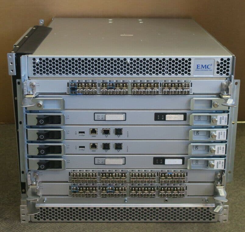 Brocade EMC 8-Slot EM-DCX4S-0002 Backbone SAN Switch 3x FC8-32 2x CP8 ...
