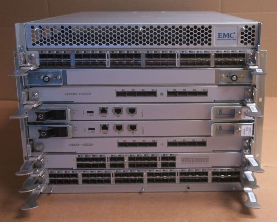 Brocade EMC DCX 8510-4 Backbone SAN Switch 2x FC16-48 2x CR16-4 2x CP8 ...
