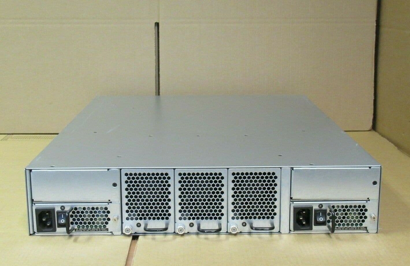 Brocade EMC DS-5300B 5300 80 Port Active 8Gb FC Switch EM-5320 Licenses ...