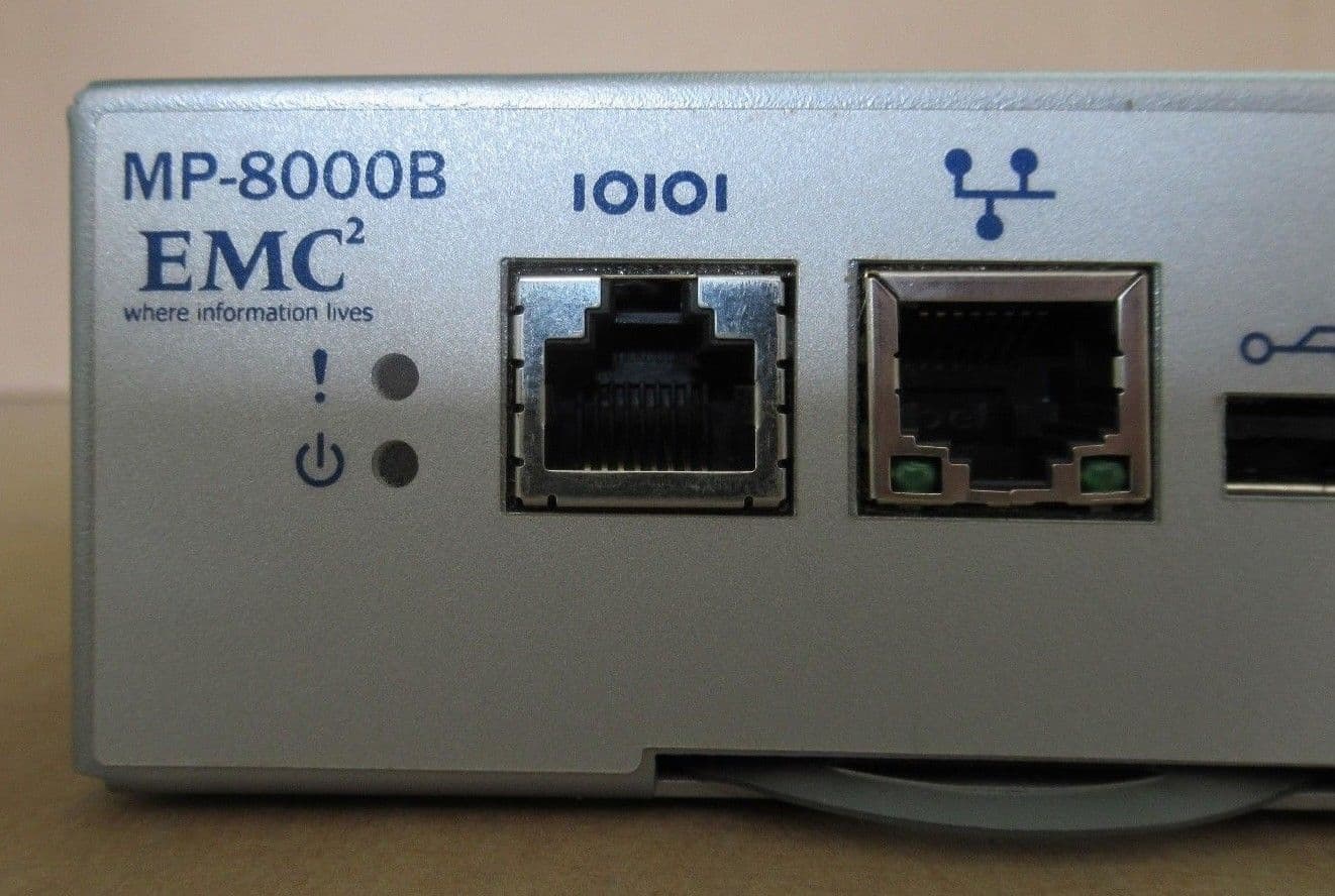 Brocade EMC MP-8000B 32 Port Active 24 x10Gb/FCoE 8Gbps Fibre Switch ...