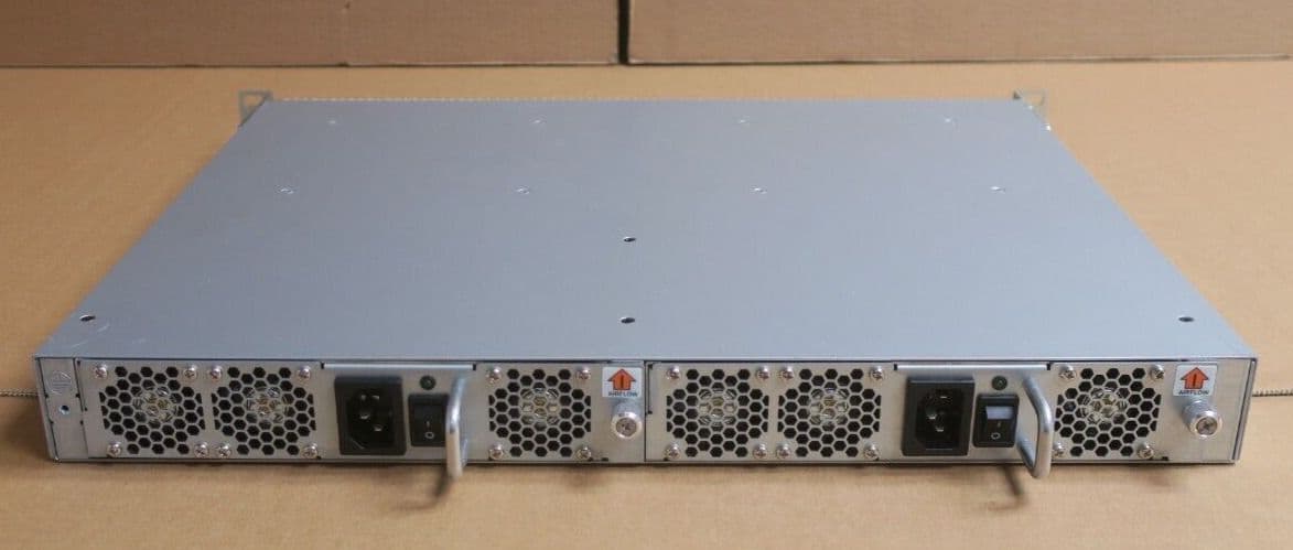Brocade G620 48x 32Gb SFP 4x QFlex FC Switch BR-G620-24-32G-R 36 Active ...