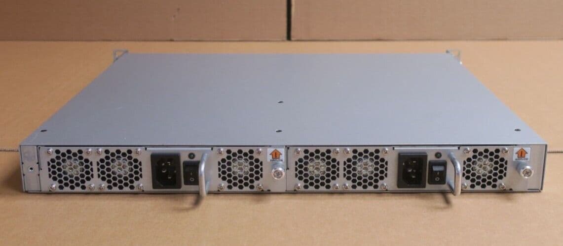 Brocade G620 48x 32Gb SFP 4x QFlex FC Switch BR-G620-48-32G-R 48 Ports ...
