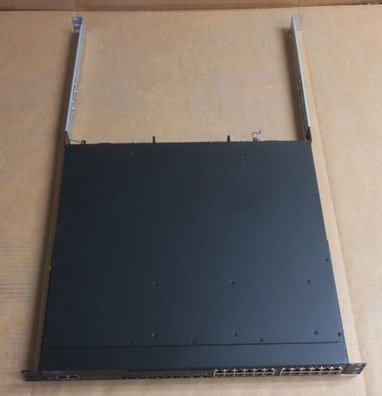 Brocade ICX 6610-24 24x 1GbE RJ45 8x 1GbE SFP 4x 40G Stacking 2 stack cable