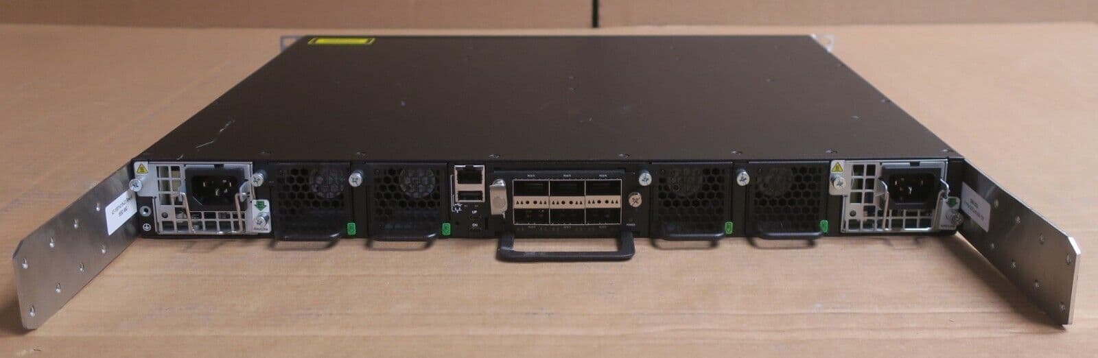 Brocade ICX 7750-48F 48x 1/10GbE SFP 6x 40GbE QSFP ICX7750-6Q Module Switch