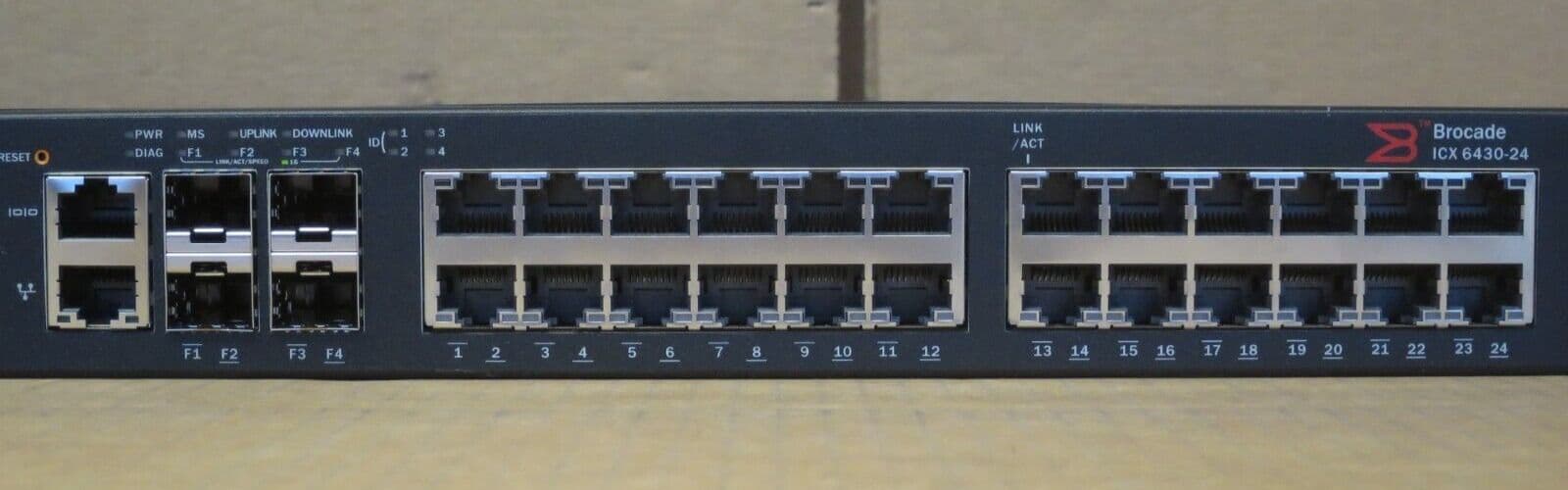 Brocade ICX6430-24 EM-ICX6430-24 24Port Gigabit Ethernet 4X1 GbE SFP Switch
