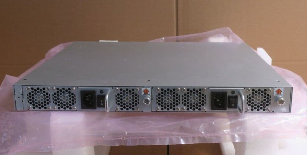 Brocade VDX 6740 BR-VDX6740-64-ALLSW-R 48x 10GbE SFP 4x 40Gb QSFP 1U Switch