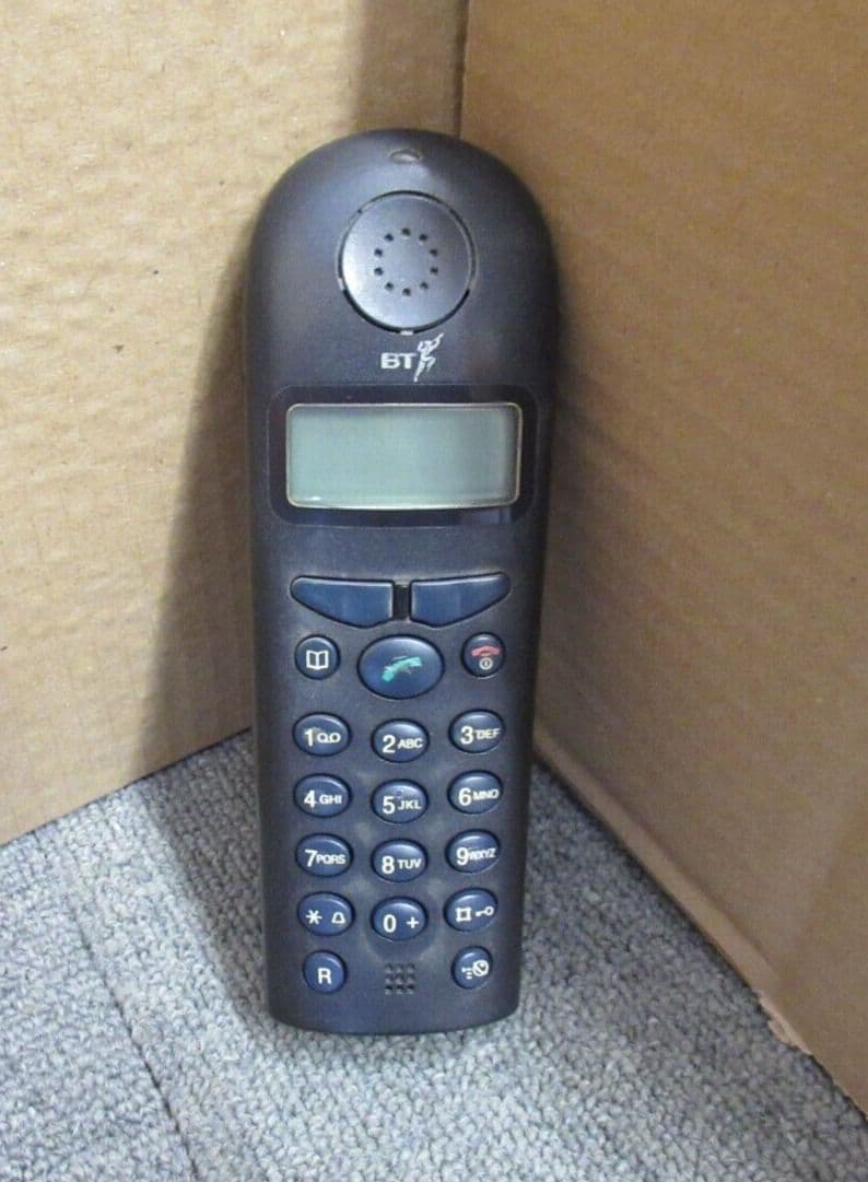 BT Diverse 4010 Classic Cordless Phone and Base Station Grey