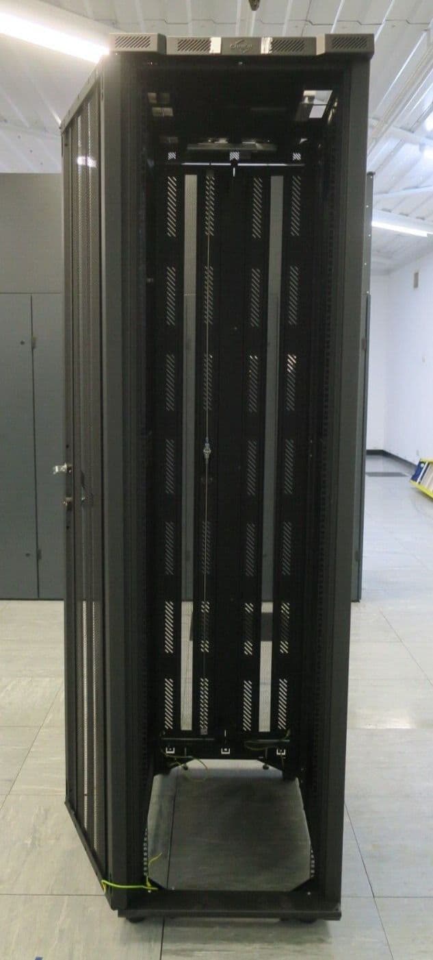 Cannon ServerSmart Cab SERV476099 47U Data & Server Switch Rack 600mm x ...